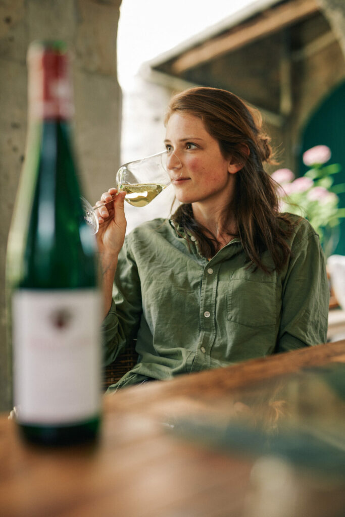 Ausflugstipp: Weingut Schloss Lieser an der Mosel - Raum für das wahre ...